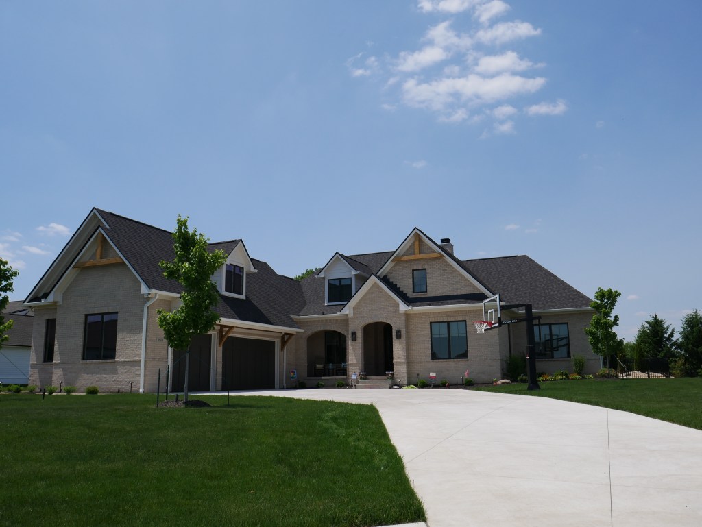 BrickCraft Bellevidere with Soft White mortar - Curley Brothers Brick ...